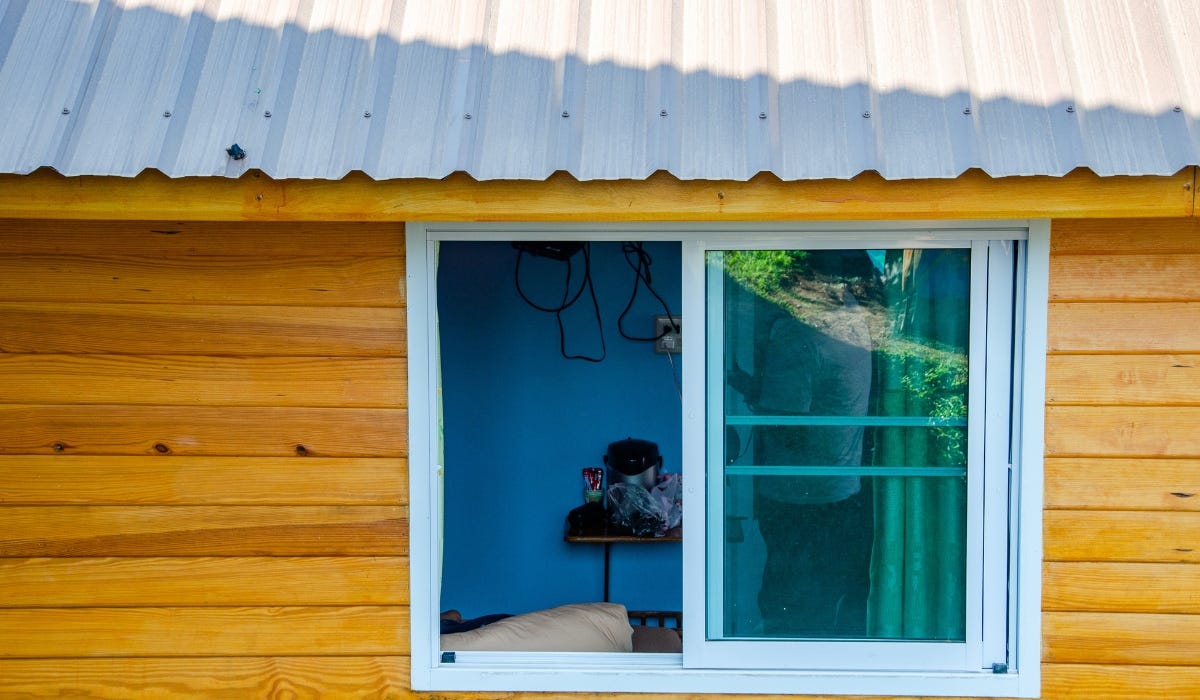 How to Stop Sliding Windows From Sticking | Hiatt Hardware Guide