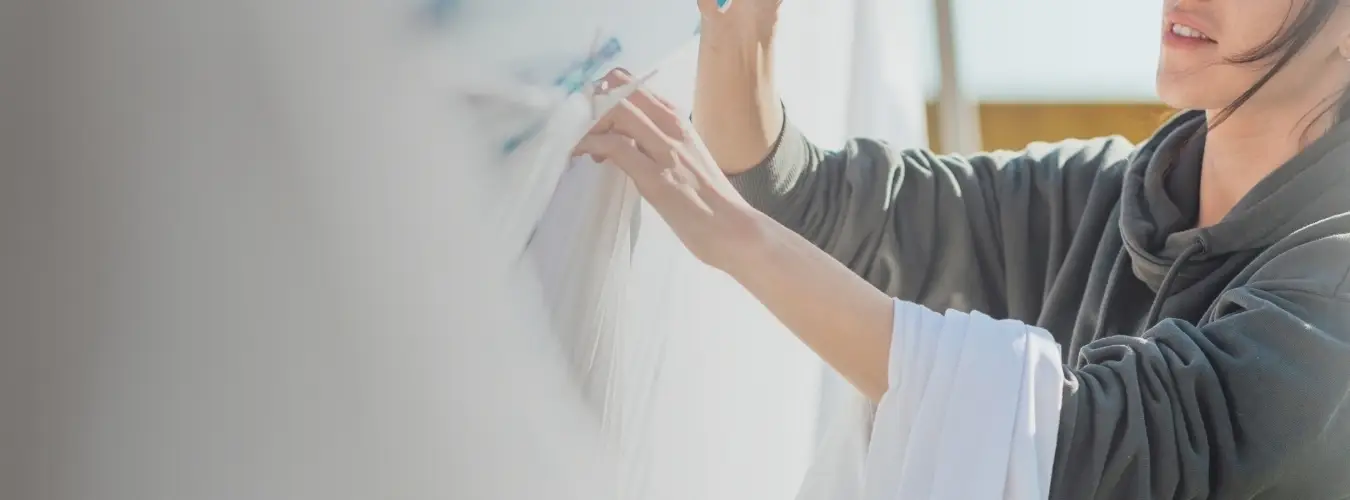 How to Hang Your Washing for Quick Drying | Hiatt Hardware